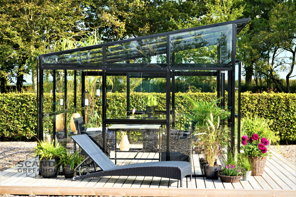 Scandic Modi 12,4 → Moderne og innovativ drivhus som ikke lige naboens..