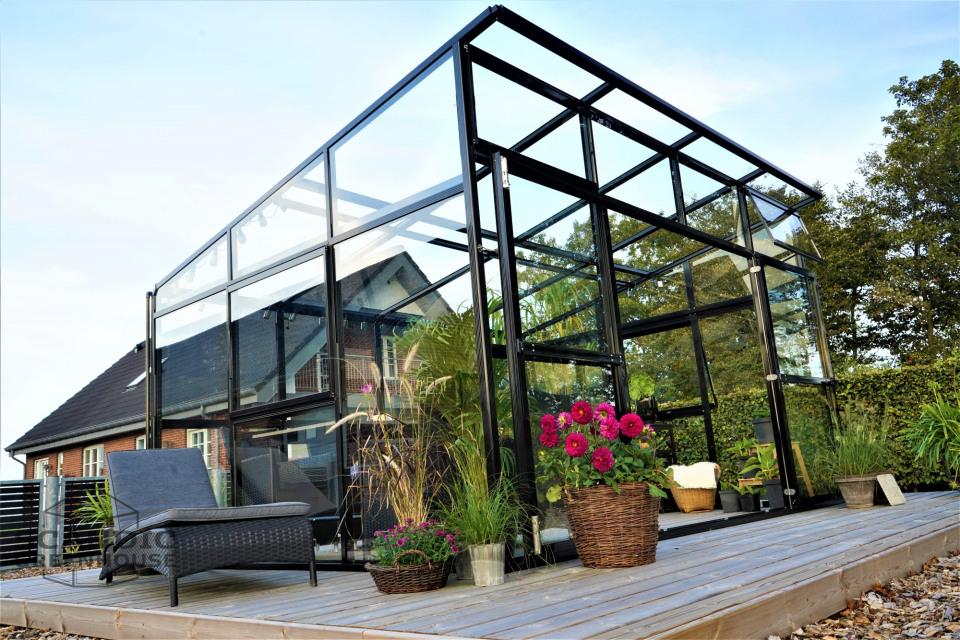 Scandic Modi 12,4 → Moderne og innovativ drivhus som ikke lige naboens..